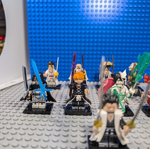 unbranded | Toys | 8 Minifigures Bleach Anime Building Block Toys ...